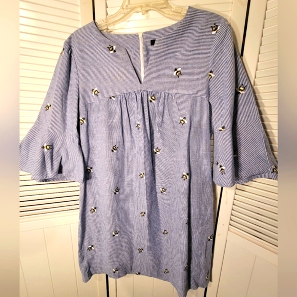 Trina Turk | Dresses | Trina Turk Embroidered Bumble Bee Blue Bell ...